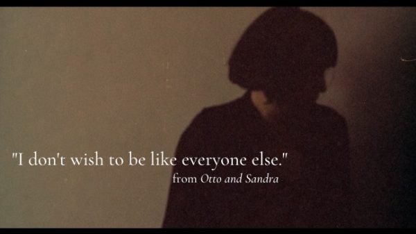 I don't wish to be like everyone else. - Monologue Blogger